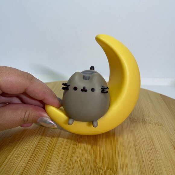 Pusheen | Toys | Pusheen Fall 220 Exclusive Box Out Of This World ...